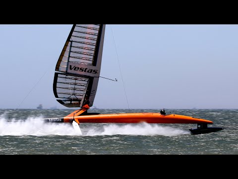 The Incredible Boat That Shattered Sailing Speed Records Is Back on ...