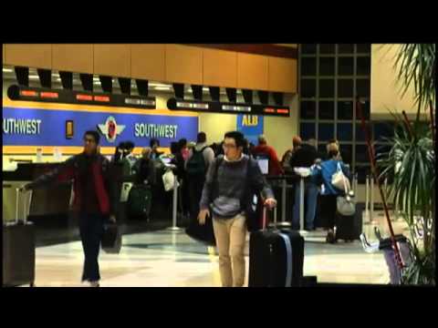 Weather snares air travel on busy travel day