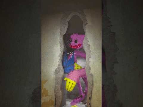 Hackeando poppy playtime chapter 4 para ver al prototipo y a poppy #poppy #poppyplaytime