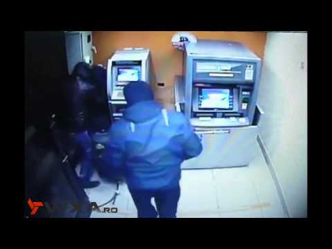 Cum se fura un bancomat in 60 de secunde.