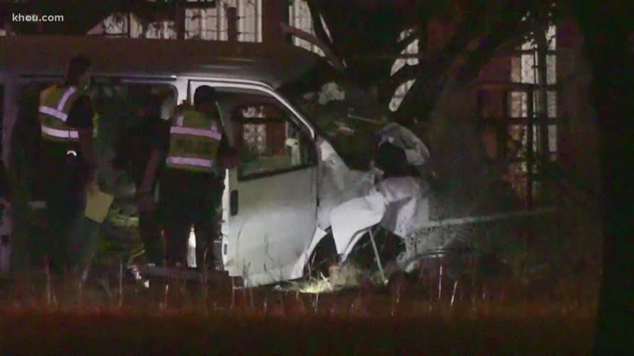 Police chase ends in deadly crash in northeast Houston