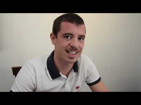 How to pronounce "Grazie" in Italian - thank you!