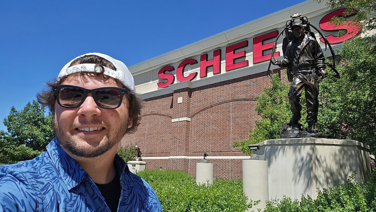 Scheels Nevada! One of the biggest outdoor stores in the world! Plus, more cars! 