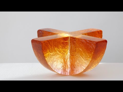 Glass Artist Di Tocker explains her Cast Glass Sculpture - My True North