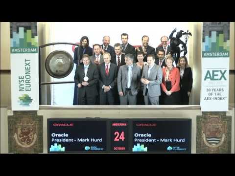 Oracle President Mark Hurd sounds gong