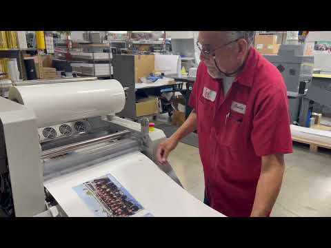 2025 GRADUATION PICTURE WITH EASEL BACK - PRINT LAMINATE ZUND CUT TAPE
