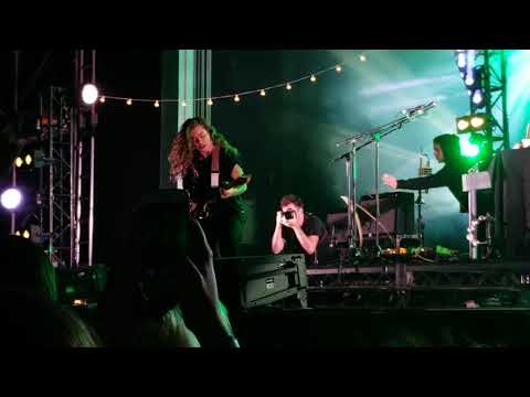 Jungle (guitar solo only) | Tash Sultana live in Vancouver (05-24-18)