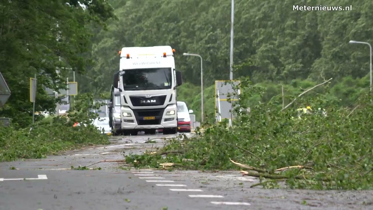 Storm Poly richt wat aan in het Noorden (Video)