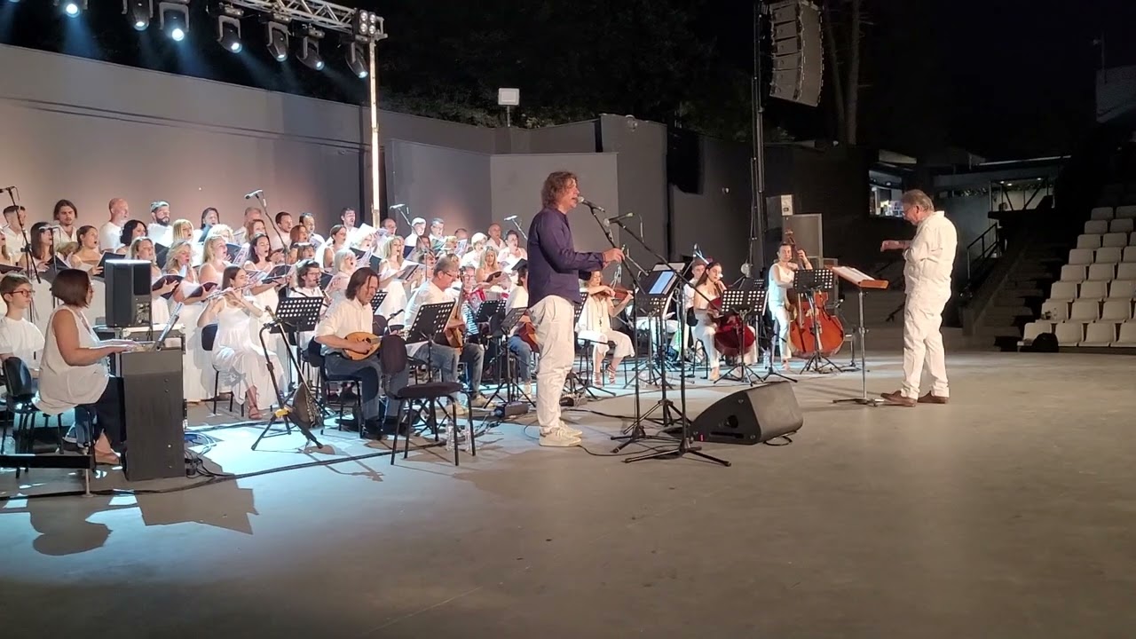 Μια υπέροχη συναυλία – αφιέρωμα στον Λουκιανό Κηλαηδόνη γεμάτη ευωδίες ...