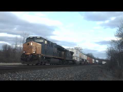 CSX C40-8 7553 On Q119