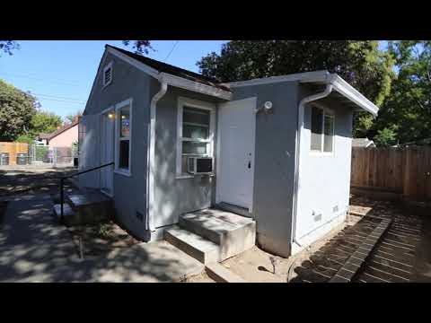 612 1/2 16th St Modesto, CA 95354