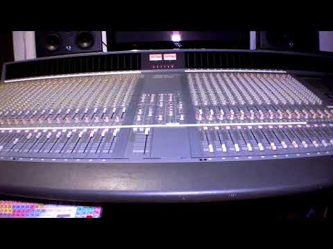 1 x Vintage TASCAM M5000 Studio Desks -40 channel | Reverb