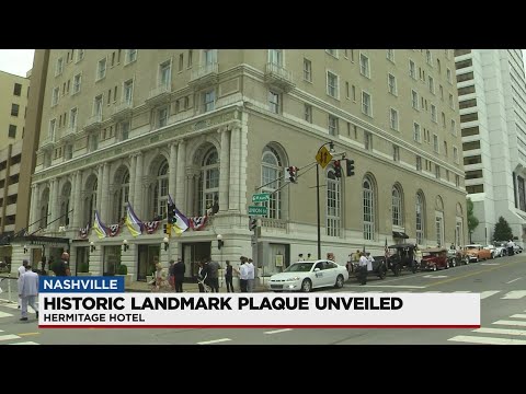 Historic landmark plaque dedicated at Hermitage Hotel