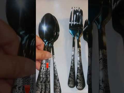 Gothic 30-piece stainless steel cutlery set: spoons, forks, knives with skulls and roses d