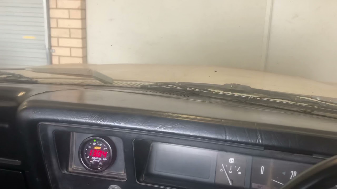 Holden 202 with VK EFI and Delco ECU