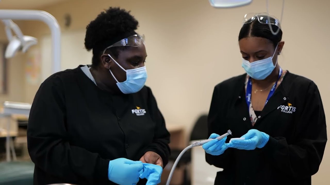 Dental Assisting Program | Norfolk, VA | Fortis College