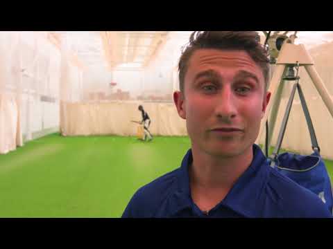 Cricket Bowling Machine at Best Price in India