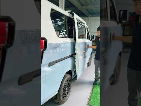 J SPACE 側門滑軌烤漆|細節決定整體感滑門那條金屬滑軌,每次看都覺得有點礙眼?這次 JT 幫 J SPACE 來點不一樣的處理——滑軌烤漆!