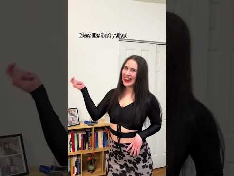 Julia in 1984 core #booktube #satire