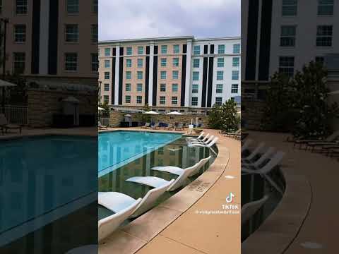 Guest House at Graceland Pool is open!