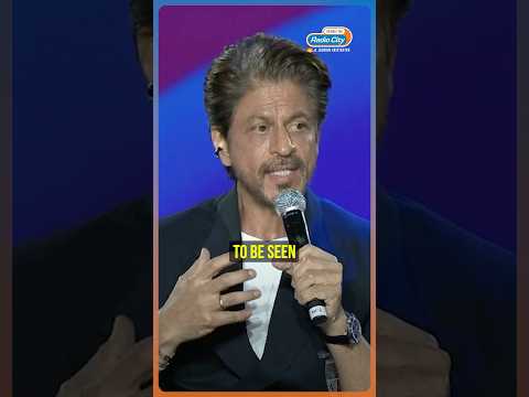 We Stop Seeing Ourselves Says Shahrukh Khan