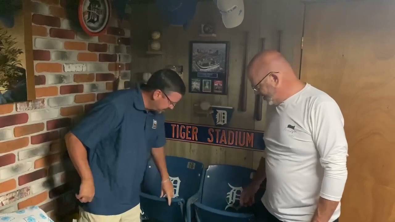 Tiger Stadium seats evoke a good Lou!