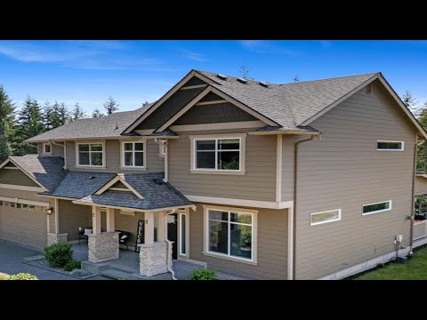 22714 22nd Street NE, Snohomish, WA Presented by Kendra Halverson.