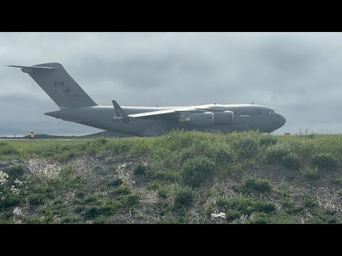 Royal Canadian Air Force Boeing CC-177 Globemaster III Landing + Taxi in St. John's (YYT/CYYT)