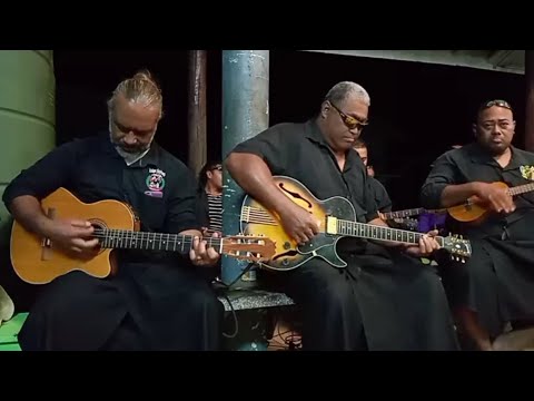 Hiva Fakalotu 2020 - Himi 507 Ka 'iai ha taha 'oku fie ha'u (Fofo'anga Tonga)
