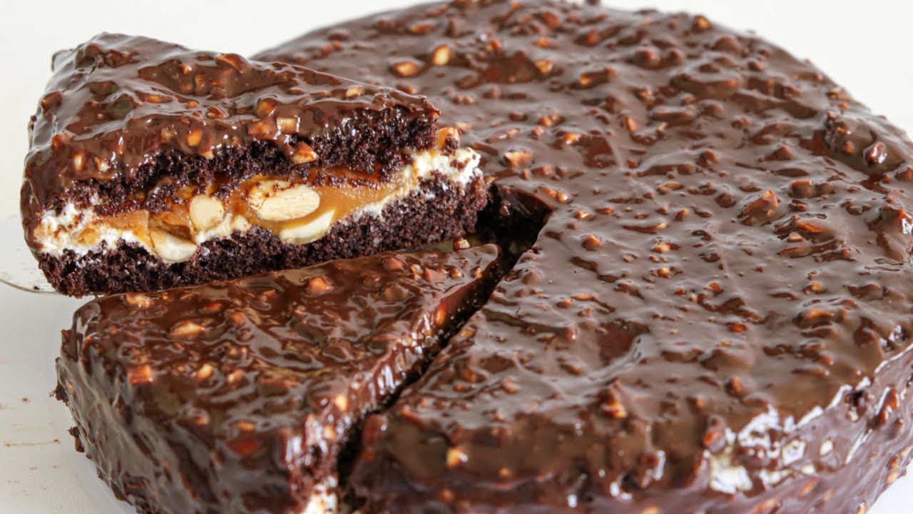 Snickers Cake Recipe - The Cooking Foodie