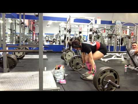 5/3/1 week 3 deadlift day and more squatting with Ammy and Hanna ♥️ (7/10/2015)
