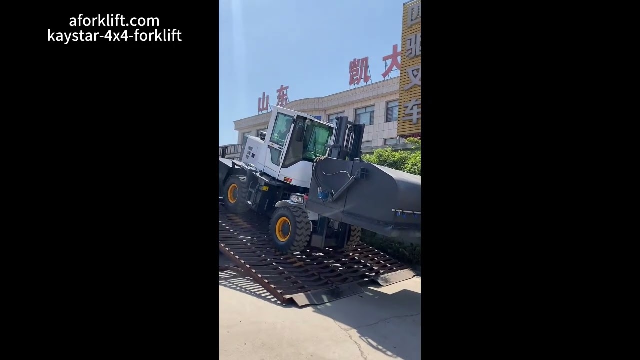 3ton 4ton 5ton 4WD Rough Terrain Forklift Factory Whole Vehicle Bulk Shipment Loading On Site
