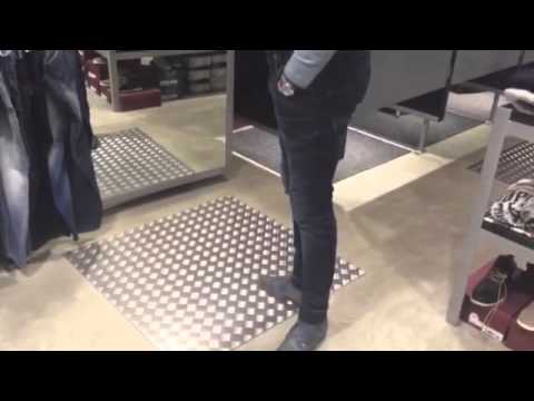 Blue Line Zeewolde showt G-Star revend super slim herenmodel jeans met stretch