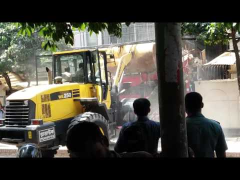 Rajuk demolishes a restaurant