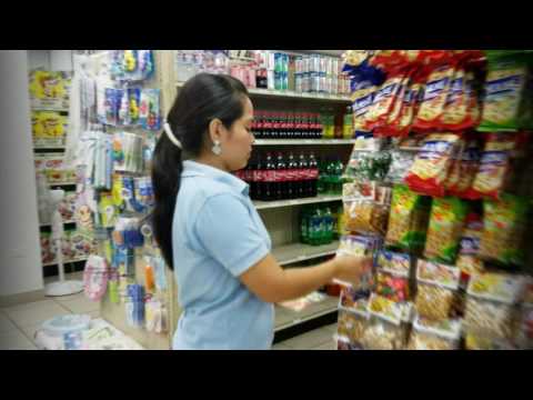 Mannequin challengue Supermercado y Farmacia Simán