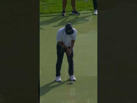 For the solo lead! 🙌 J.J. Spaun made this uphill birdie putt and is the first to get to 3 under.