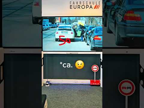 🚗➡️ Parking/stopping in the second row: What you need to know! 😲