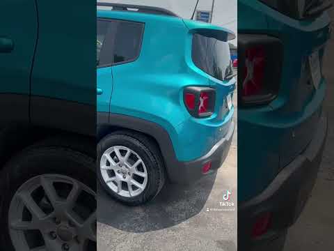 Live like a renegade with this 🩵 2019 Jeep Renegade Latitude in Bikini Metallic 🩵