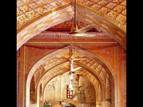 Mosque of Mariyam Zamani Begum in a bad shape
