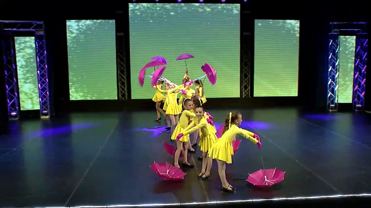 2017 SHOWSTOPPERS Dance - 