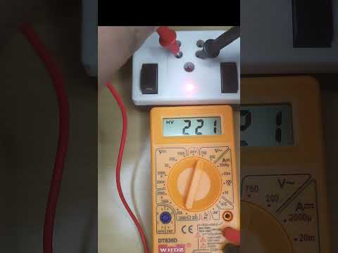 Measuring AC voltage using Multimeter