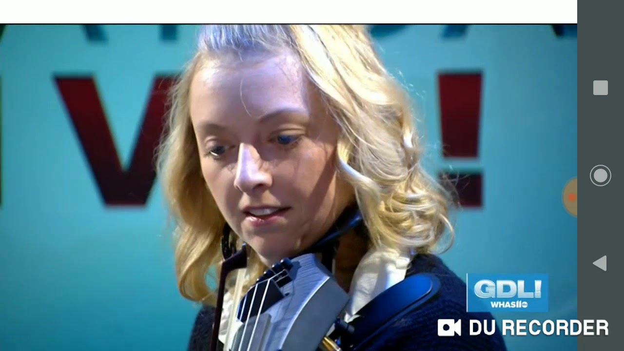 Hire Lydia Mercer - Violinist in North East, Pennsylvania