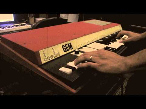Gem Jumbo Transistor Organ | Reverb