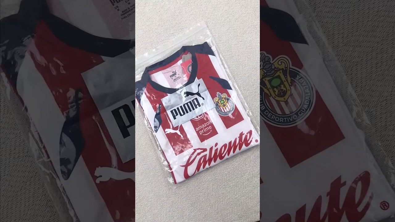 Season 25-26 Chivas home and away football uniforms#jersey #football #ballgame #jerseyshore #Chivas