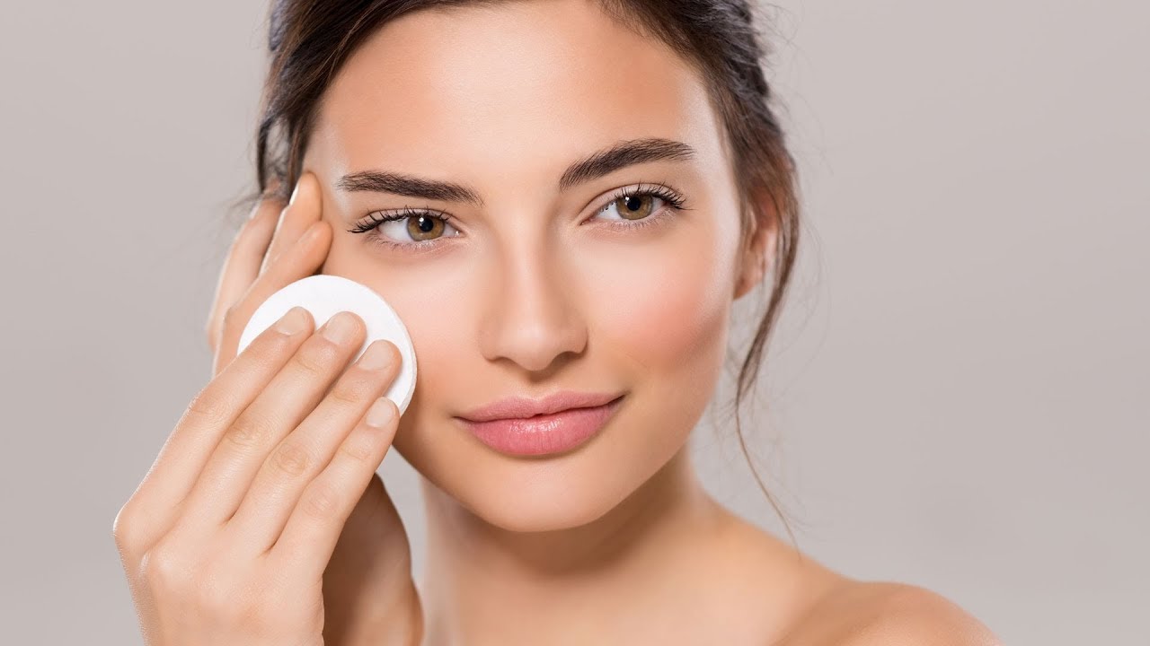 How To Find Out What Someone Looks Like Without Makeup