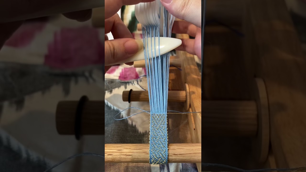 Medieval Brocade Tablet Weaving Mini Tutorial