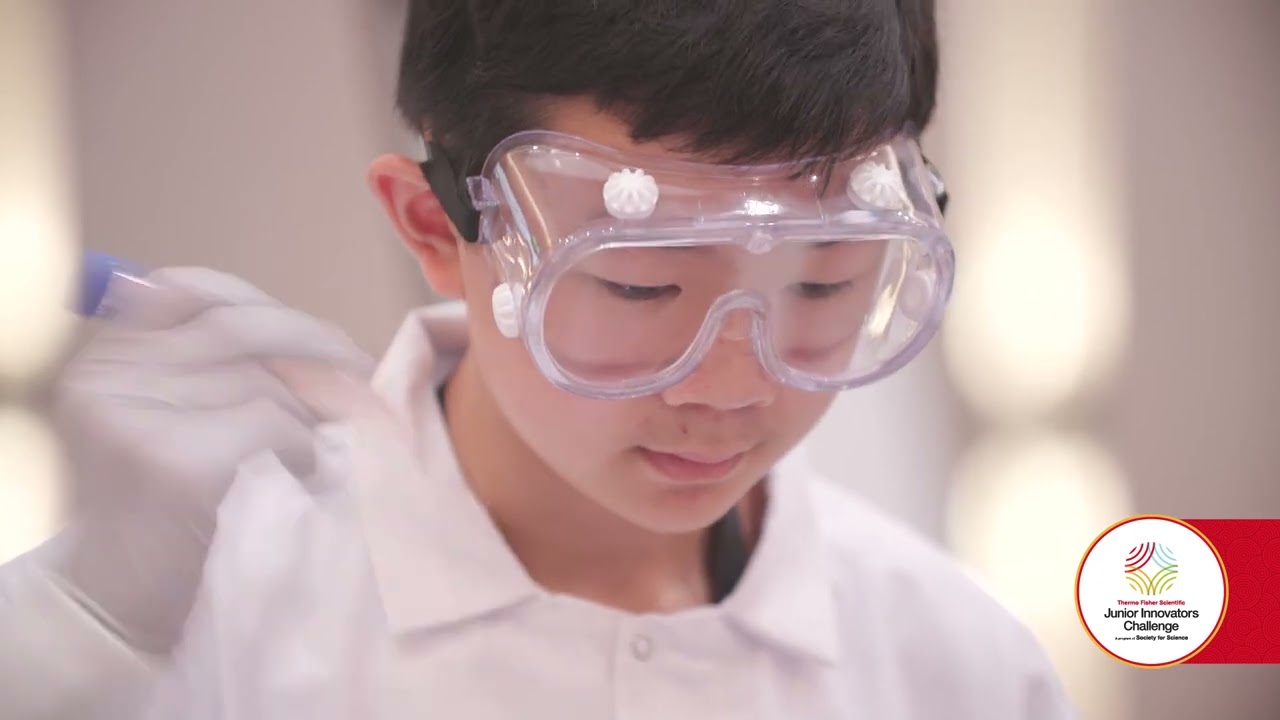 Miles Wu, winner of the Thermo Fisher Scientific ASCEND Award (Thermo Fisher JIC 2025)