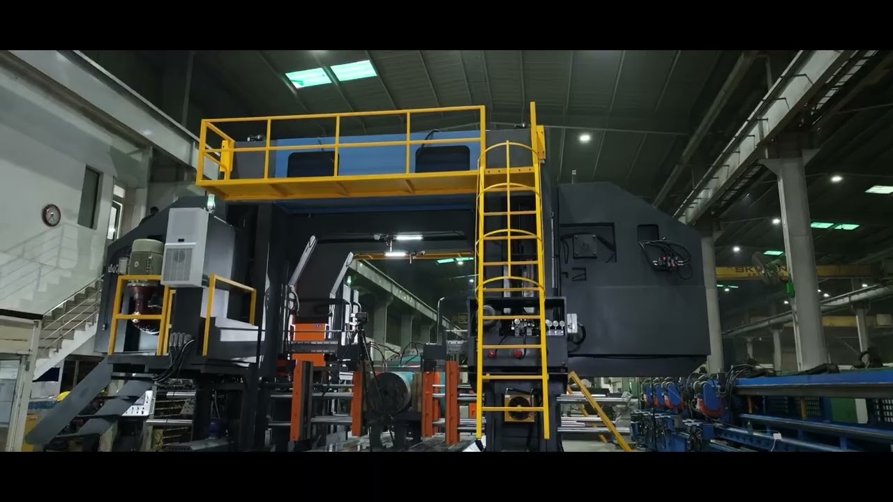 2500 X 2500 Gantry of 10 meter  Twin Head V02