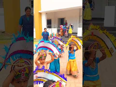 Chinna chinna murugaiya 👑👑#trendingnow #viral #murugan #kaavadi #aadi #ivl