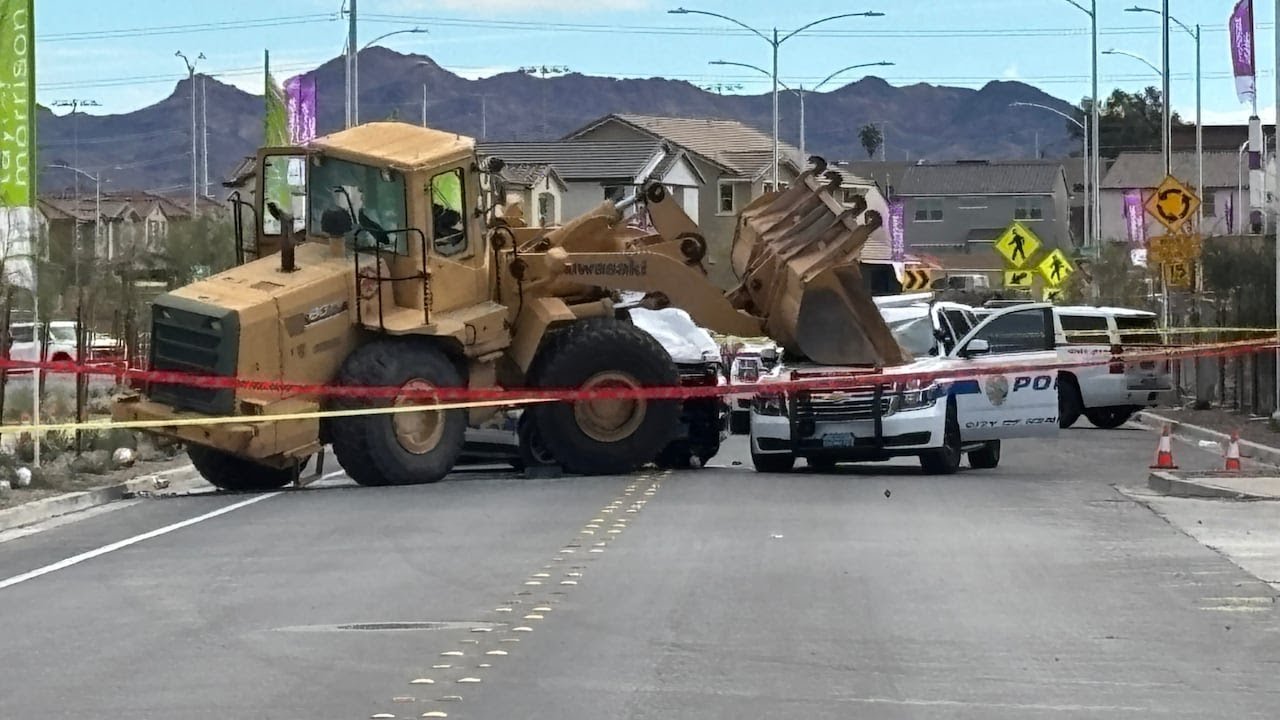 Robbery suspect shot by Henderson Police after trying to steal construction vehicle